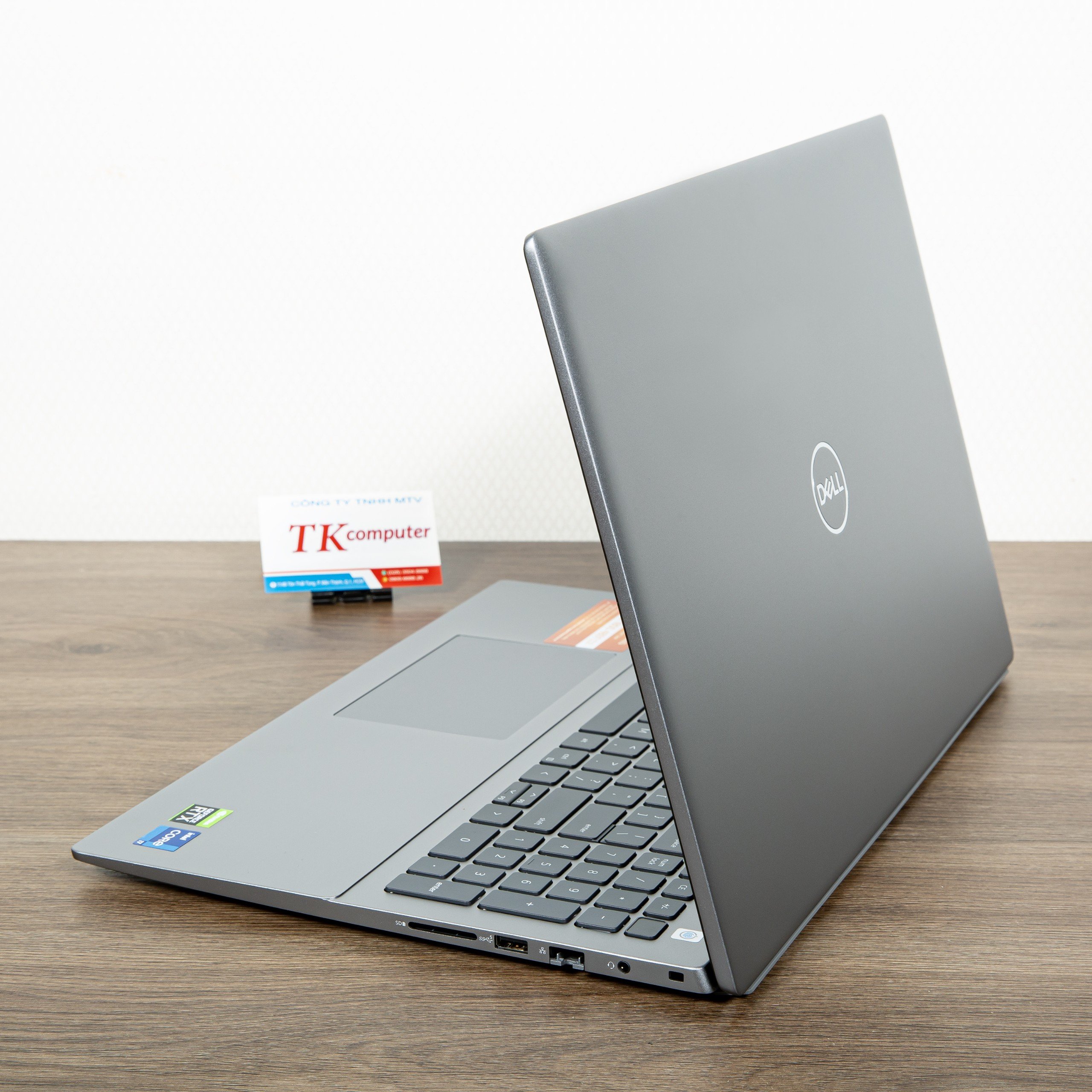 Laptop Dell Vostro 5630 - Máy tính xách tay cao cấp chuyên văn phòng